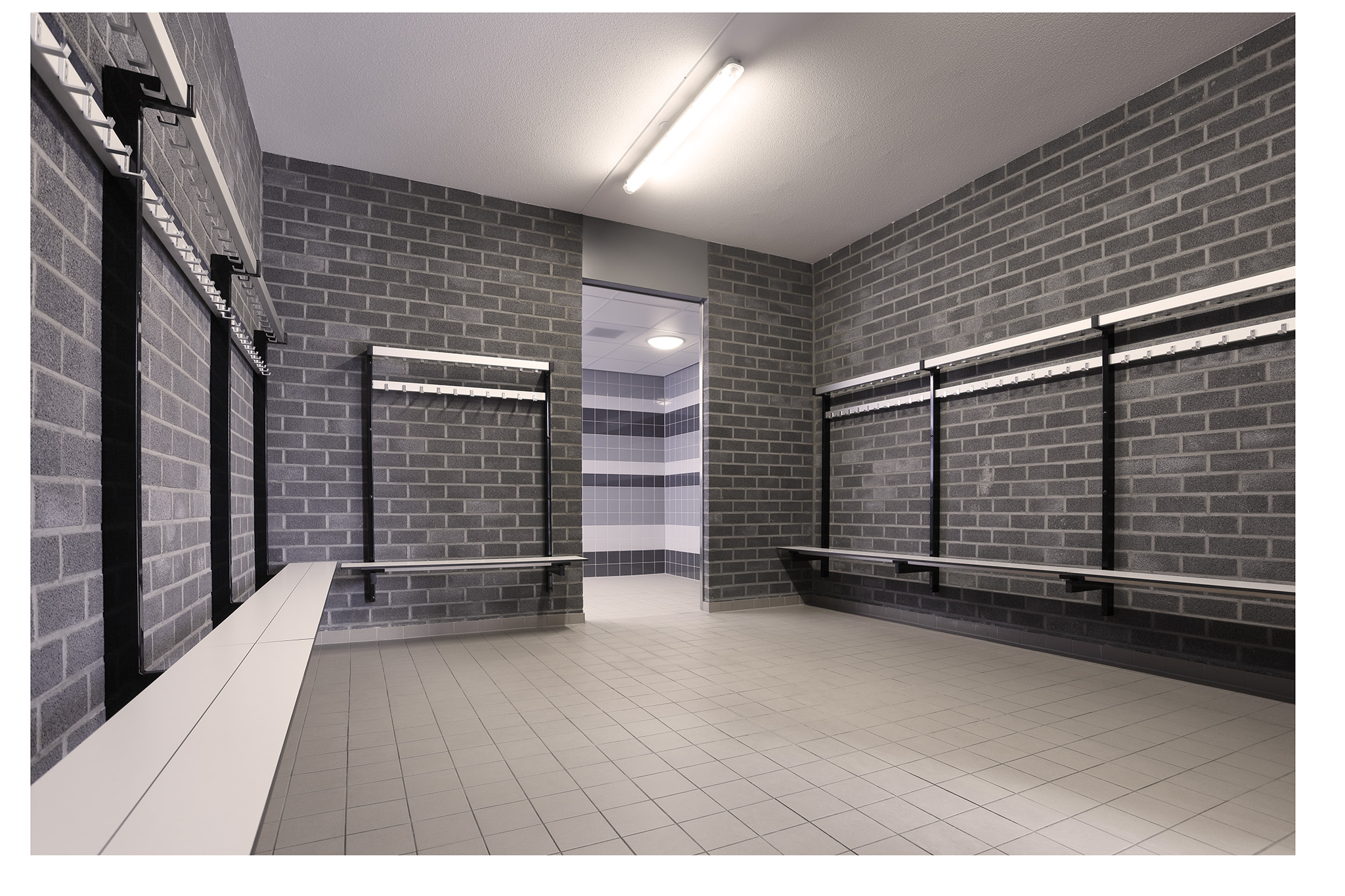 Kupan | kleedkamer banken en inrichtingen